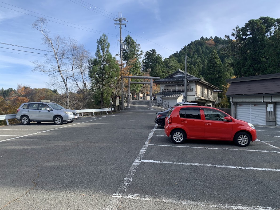 立里荒神｜白木の鳥居が圧巻の神社の見どころ【魅力いっぱい奈良】 | 魅力いっぱい 奈良